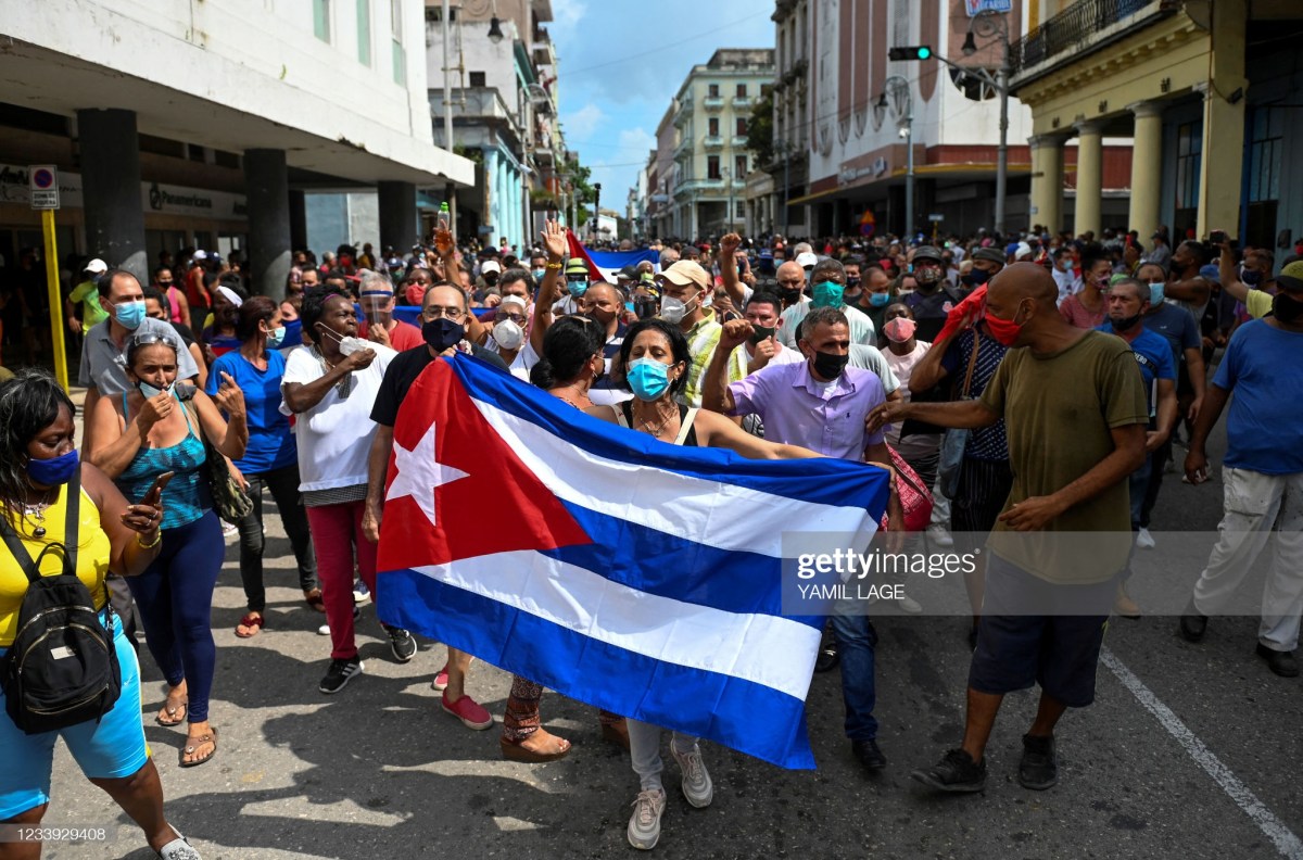 A perspective from CUBA: CENSUSES, SKIN COLOR AND SOCIAL ANALYSIS ...